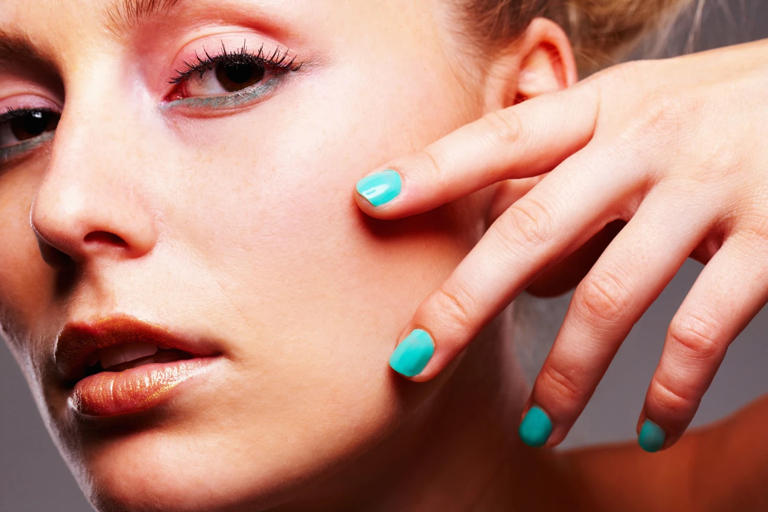 What does a healthy person's skin look like? What vitamins should I ...